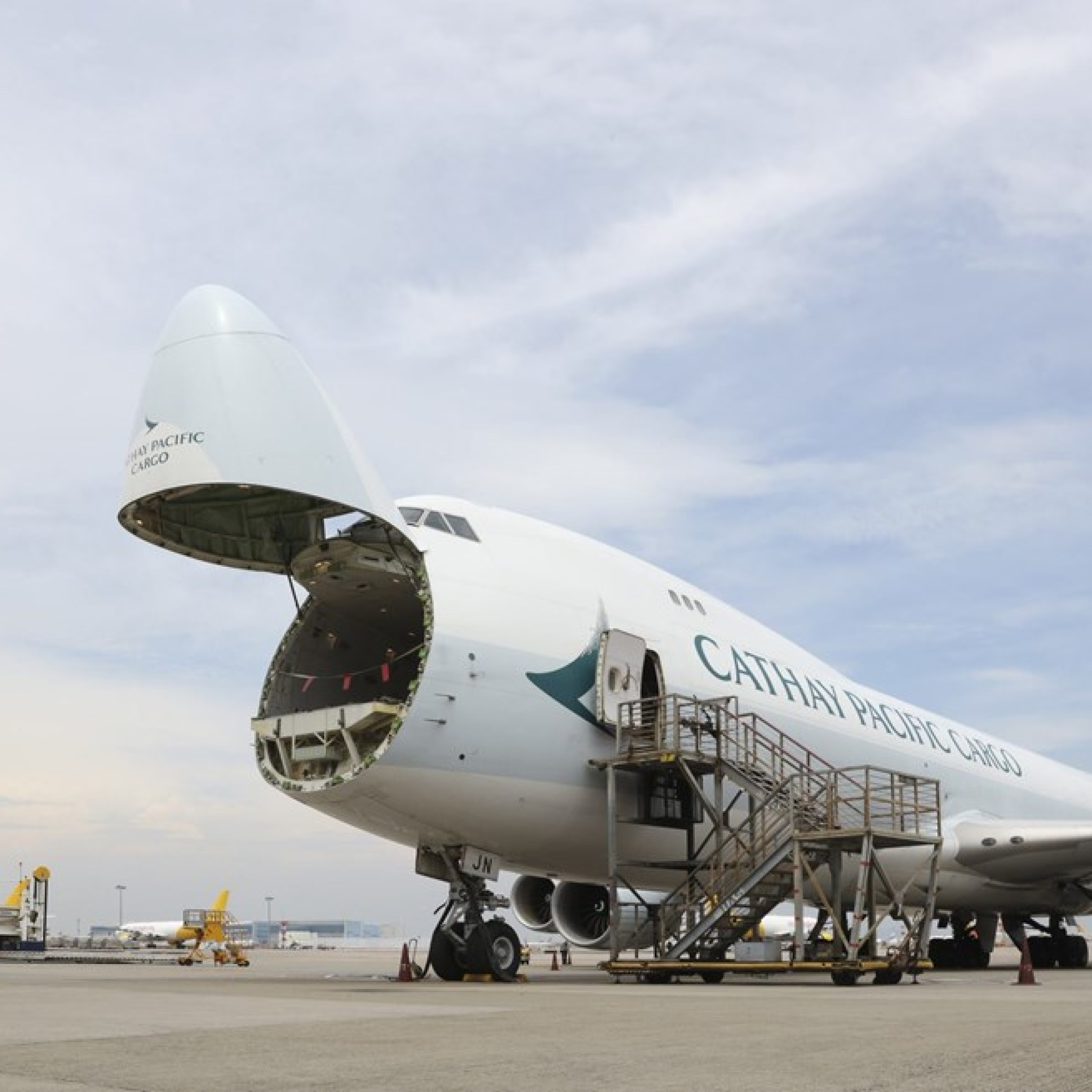 Cathay Cargo switches freighter flight from Wellcamp to Brisbane ...